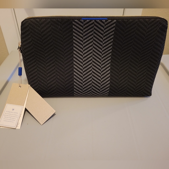 Rothy's | Accessories | Rothys Vanity Large Pouch Shadow Black | Poshmark